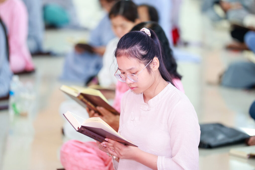 TVTV: Trang Nghiêm Lễ Truyền Tam Quy Ngũ Giới Nhân Rằm Thượng Nguyên ...